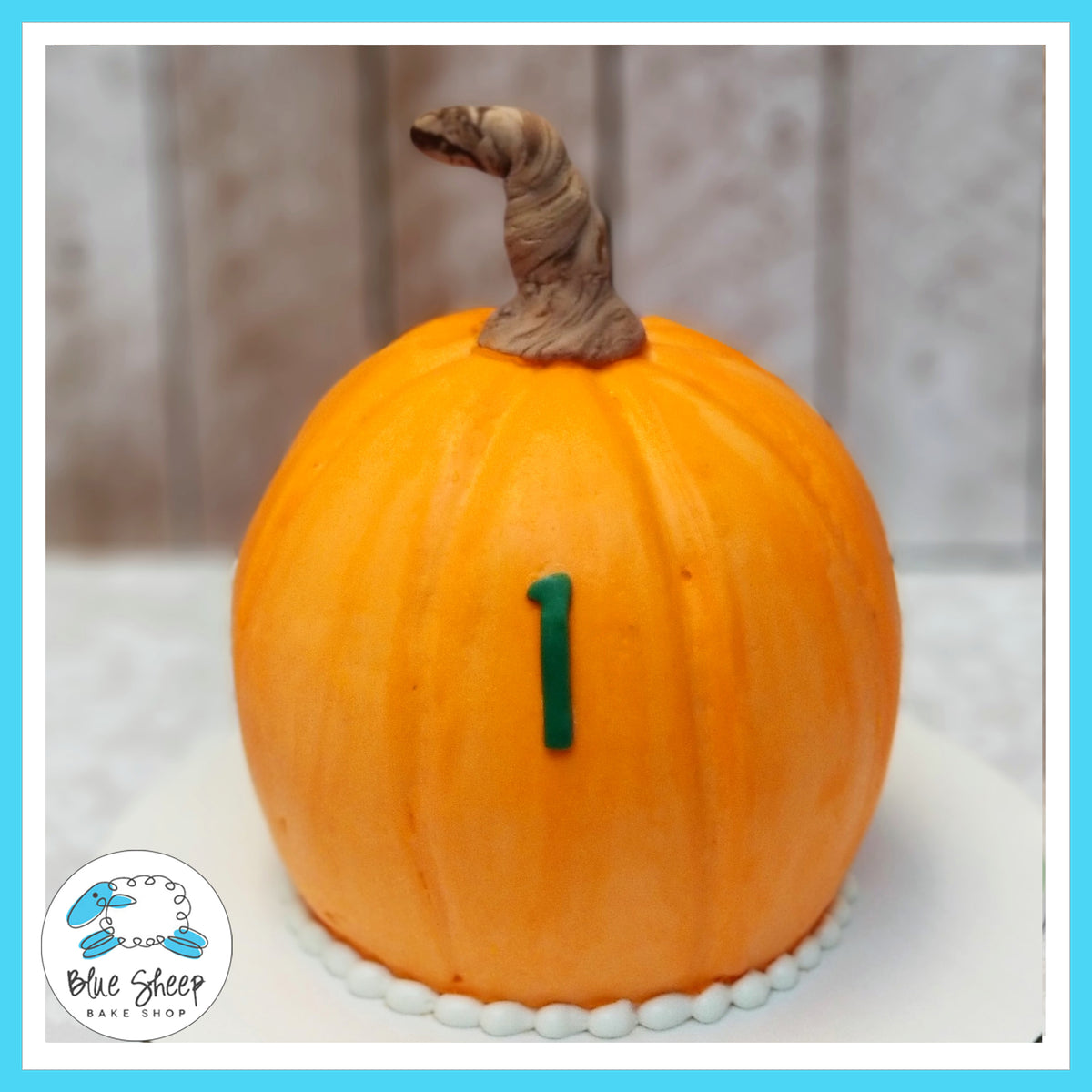 Pumpkin Buttercream Smash Cake – Blue Sheep Bake Shop